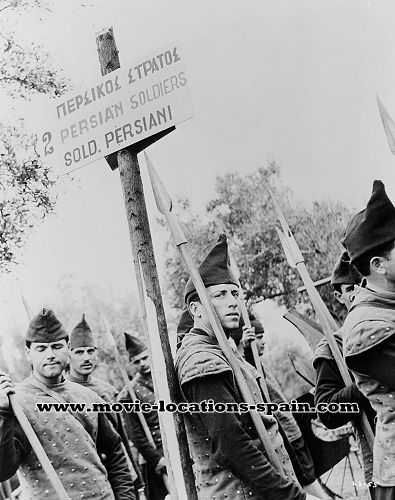 Persian Soldiers take the left way, Spartans the right one!